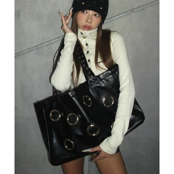 ZOZO問い合わせ番号:103937666ショップ:d.i.a.，ダイヤブランド:d.i.a.，ダイヤ商品名:アイレット ビック トートバッグ【大容量】カテゴリ:バッグ>トートバッグブランド品番:261905素材:表地 合成皮革　裏地...