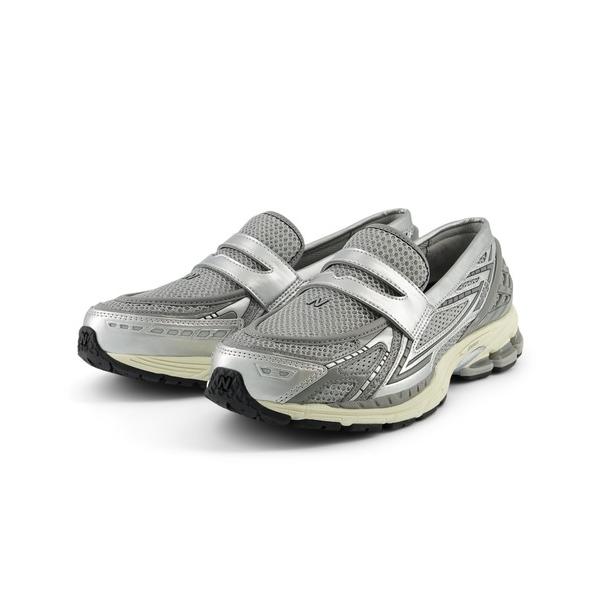 参考価格：19，800円発売時期：2024年09月コンディション：C（やや使用感あり）使用感があり、やや気になる傷や汚れがあるアイテム付属品：剥げ付属品：箱・タグ参考商品名：1906L参考品番：U1906LAE【商品に関する注意事項】・こち...