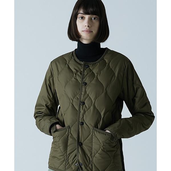 参考価格：12，980円発売時期：2024年10月コンディション：B（目立つ使用感なし）使用感が少ない、または気にならないアイテム袖：汚れ付属品：保存袋参考商品名：【TAION(タイオン)】〈ウィメンズ〉ミリタリー クルーネック ダウンジャ...