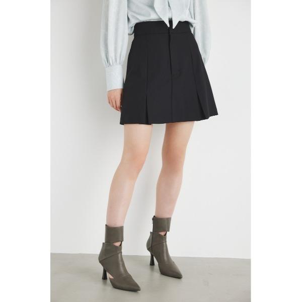 参考価格：8，800円発売時期：2023年02月コンディション：A（使用感なし）数回使用した程度で使用感が感じられないアイテム参考商品名：ボックスタックスコショートパンツ参考品番：110GS731-0200【商品に関する注意事項】・こちらの...