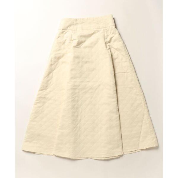 参考価格：10，439円発売時期：2023年10月コンディション：A（使用感なし）数回使用した程度で使用感が感じられないアイテム参考商品名：【emur/エミュール】キルトフレアスカート参考品番：2023-B-GDC63520【商品に関する注...