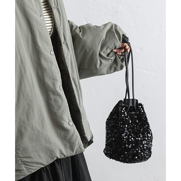 参考価格：5，280円発売時期：2023年10月コンディション：A（使用感なし）数回使用した程度で使用感が感じられないアイテム参考商品名：スパンコール巾着2wayバッグ参考品番：CWG1032312A0002【商品に関する注意事項】・こちら...