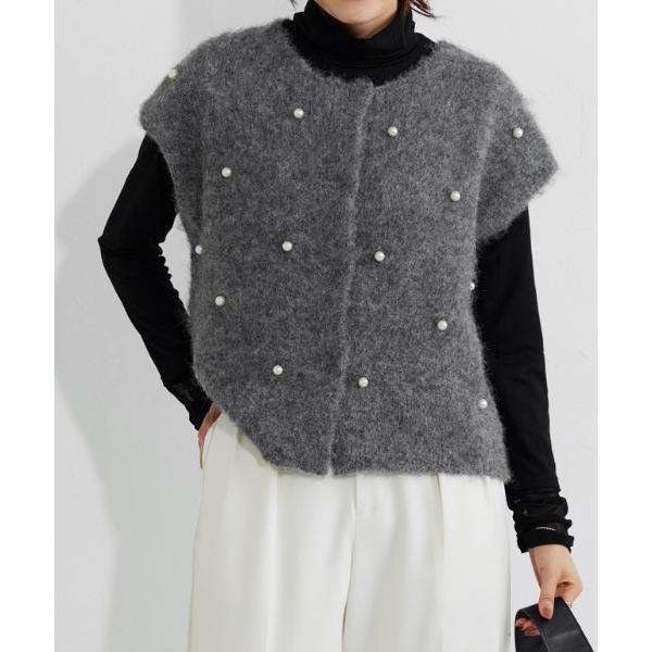 参考価格：4，489円発売時期：2025年09月コンディション：C（やや使用感あり）使用感があり、やや気になる傷や汚れがあるアイテム全体的：保管上のにおいがします。参考商品名：パールフレンチベスト参考品番：s2509-018588【商品に関...