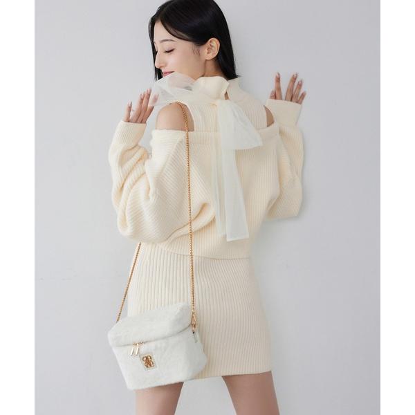 参考価格：9，900円発売時期：2024年10月コンディション：B（目立つ使用感なし）使用感が少ない、または気にならないアイテム内側：汚れ前身頃：ひきつれ袖：毛玉参考商品名：2枚セットバックリボンニットワンピース参考品番：014209036...