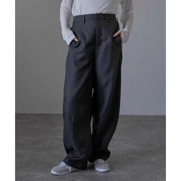 『セール実施中』参考価格：7，920円発売時期：2024年08月コンディション：C（やや使用感あり）使用感があり、やや気になる傷や汚れがあるアイテム後身頃：ひきつれ全体的：保管上のにおいがします。参考商品名：【MINERTE】twill c...