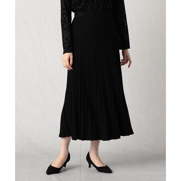 参考価格：12，000円発売時期：2022年09月コンディション：B（目立つ使用感なし）使用感が少ない、または気にならないアイテムすそ周り：毛玉参考商品名：プリーツ風　ニットスカート参考品番：80-50FA02-202【商品に関する注意事項...
