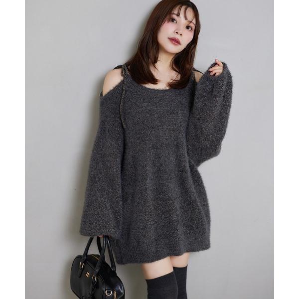 参考価格：7，700円発売時期：2024年11月コンディション：C（やや使用感あり）使用感があり、やや気になる傷や汚れがあるアイテム全体的：保管上のにおいがします。参考商品名：【Holiday collection】ゴールドボタンベロアモー...