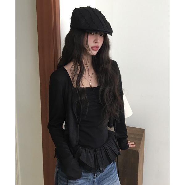 『セール実施中』参考価格：7，900円発売時期：2025年04月コンディション：B（目立つ使用感なし）使用感が少ない、または気にならないアイテム袖口・脇：毛玉付属品：インナー参考商品名：裾レースフリルキャミソール+リボンボレロ風カーディガン...