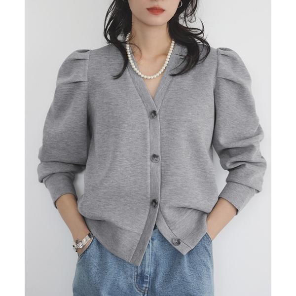 参考価格：7，970円発売時期：2024年09月コンディション：A（使用感なし）数回使用した程度で使用感が感じられないアイテム参考商品名：《新色追加》ショルダーギャザーVネックカーディガン参考品番：ef-fu-630【商品に関する注意事項】...