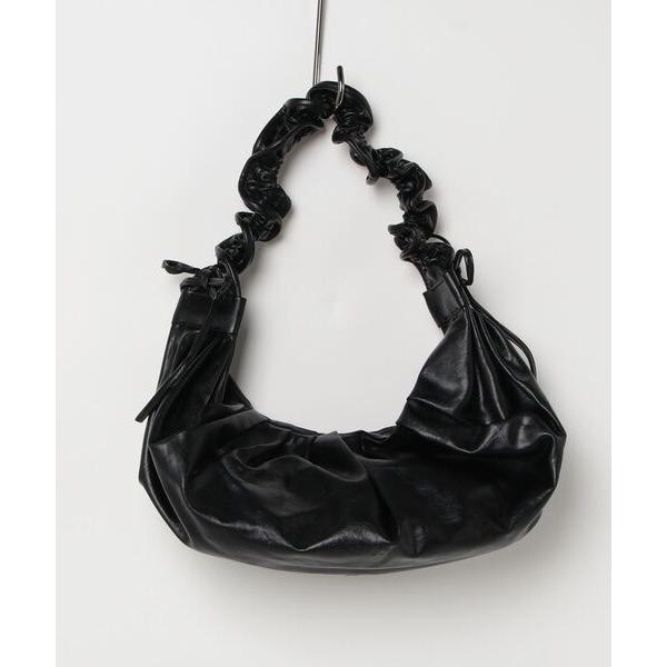 参考価格：11，000円発売時期：2023年10月コンディション：A（使用感なし）数回使用した程度で使用感が感じられないアイテム参考商品名：【別注】＜ALLA HOLLON＞ フリルバッグ参考品番：36325992107【商品に関する注意事...