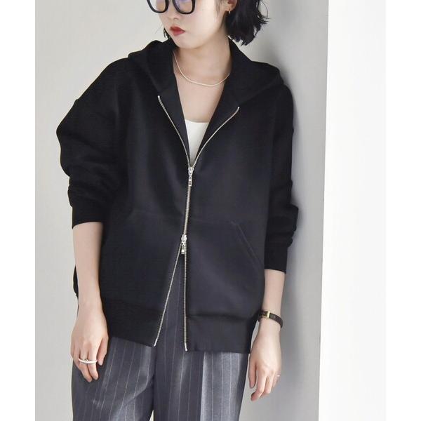 『セール実施中』参考価格：9，900円発売時期：2024年08月コンディション：B（目立つ使用感なし）使用感が少ない、または気にならないアイテム全体的：色あせ袖：汚れ参考商品名：quaranciel:〈洗濯機可能〉ポンチ ダブルジップ スウ...