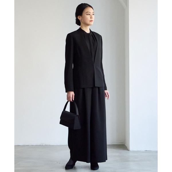 『セール実施中』参考価格：47，300円発売時期：2024年08月コンディション：A（使用感なし）数回使用した程度で使用感が感じられないアイテム参考商品名：【喪服・礼服・WEB限定】ウォッシャブル ベルト付き前開きオールインワン ジャケット...