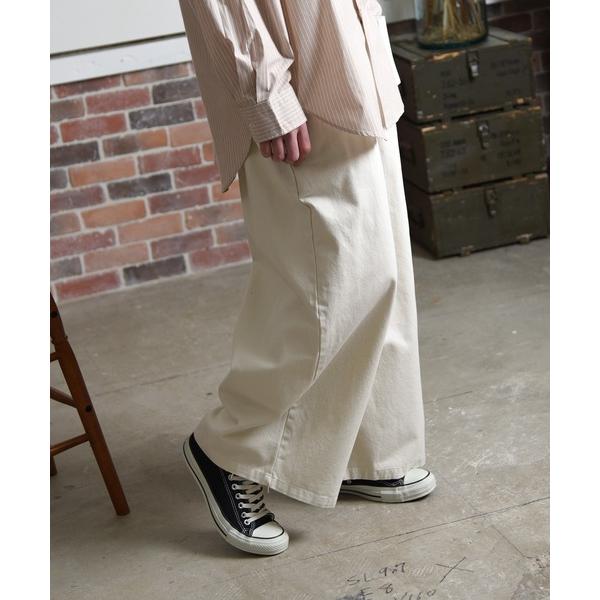 参考価格：12，100円発売時期：2023年03月コンディション：C（やや使用感あり）使用感があり、やや気になる傷や汚れがあるアイテム後身頃：破れ参考商品名：3-ワイドパンツ / コットンツイル【folka フォルカ】【UNISEX 男女兼...