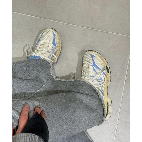 ZOZO問い合わせ番号:104089208ショップ:emmi，エミブランド:ASICS，アシックス，emmi，エミ商品名:【ASICS for emmi】GEL-CUMULUS 16カテゴリ:シューズ>スニーカーブランド品番:1203...