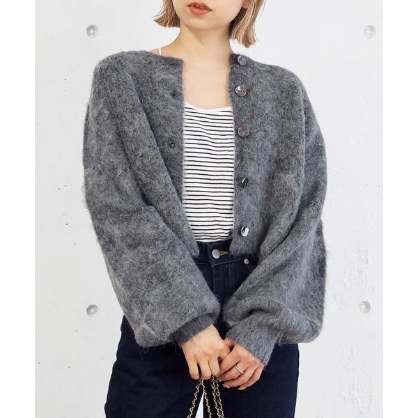 参考価格：4，389円発売時期：2023年09月コンディション：C（やや使用感あり）使用感があり、やや気になる傷や汚れがあるアイテム全体的：保管上のにおいがします。参考商品名：【wool】シャギーショート丈カーディガン参考品番：155052...