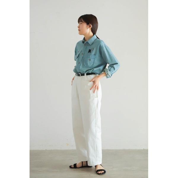 参考価格：24，200円発売時期：2025年03月コンディション：C（やや使用感あり）使用感があり、やや気になる傷や汚れがあるアイテム前身頃・後身頃：汚れ参考商品名：コットンサージ　ワークパンツ参考品番：04-1-04-001-5-1【商品...