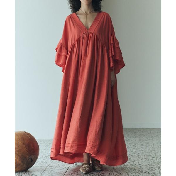 『セール実施中』参考価格：6，930円発売時期：2025年05月コンディション：B（目立つ使用感なし）使用感が少ない、または気にならないアイテム後身頃・すそ周り：汚れ参考商品名：フリルスリーブ2wayカフタンワンピース参考品番：LBIZI2...