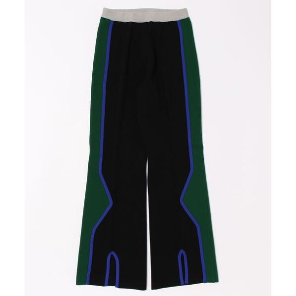 参考価格：42，900円発売時期：2024年12月コンディション：A（使用感なし）数回使用した程度で使用感が感じられないアイテム参考商品名：MULTICOLOR WAVE LINE KNIT PT / マルチカラーウェーブラインニットパンツ...