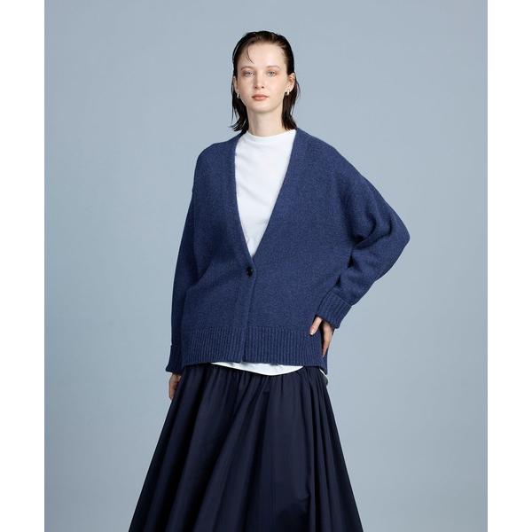 参考価格：20，900円発売時期：2022年09月コンディション：C（やや使用感あり）使用感があり、やや気になる傷や汚れがあるアイテム襟周り・袖口：汚れすそ周り：毛玉参考商品名：ウールカシミヤニットカーディガン参考品番：910190-993...