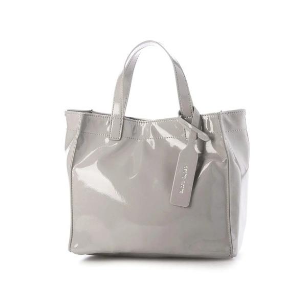 ZOZO問い合わせ番号:104133354ショップ:Rora，ローラブランド:cache cache，カシュ カシュ商品名:cache cache ソフトエナメルスクエア手提げトートSカテゴリ:バッグ>トートバッグブランド品番:cac...