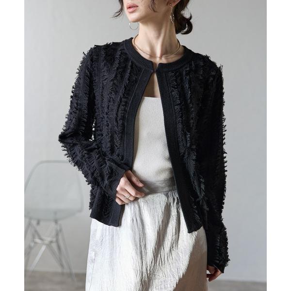 参考価格：7，590円発売時期：2025年02月コンディション：A（使用感なし）数回使用した程度で使用感が感じられないアイテム参考商品名：フリンジニットコンパクトカーディガン参考品番：226-032380/32380Y133【商品に関する注...