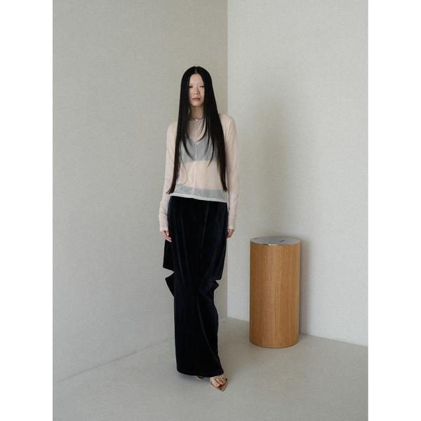 ZOZO問い合わせ番号:104176438ショップ:Katrin TOKYO，カトリーントーキョーブランド:Katrin TOKYO，カトリーントーキョー商品名:slit velour I line maxi skirtカテゴリ:スカート&...