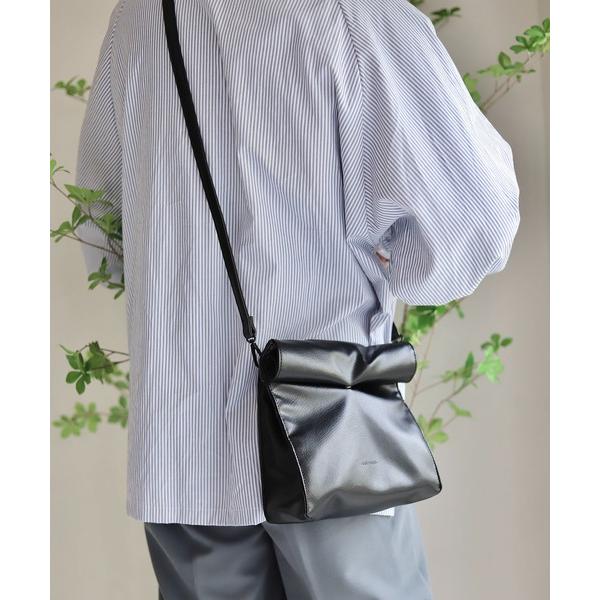 参考価格：3，960円発売時期：2022年10月コンディション：B（目立つ使用感なし）使用感が少ない、または気にならないアイテム内側：汚れ表面：傷参考商品名：~ cafe holic ~ 2way ロール ショルダーバッグ ハンドバッグ【M...