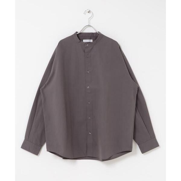 参考価格：6，050円発売時期：2025年09月コンディション：B（目立つ使用感なし）使用感が少ない、または気にならないアイテム全体的：色あせ参考商品名：ピーチブロードバンドカラーロングスリーブシャツ参考品番：AAA6-13A006【商品に...