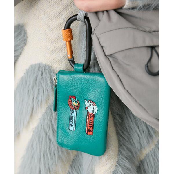 『セール実施中』参考価格：8，800円発売時期：2024年11月コンディション：A（使用感なし）数回使用した程度で使用感が感じられないアイテム参考商品名：【PEZ(ペッツ) ×ear】《牛革》カラビナ付きパス＆キーケース参考品番：EAZ50...