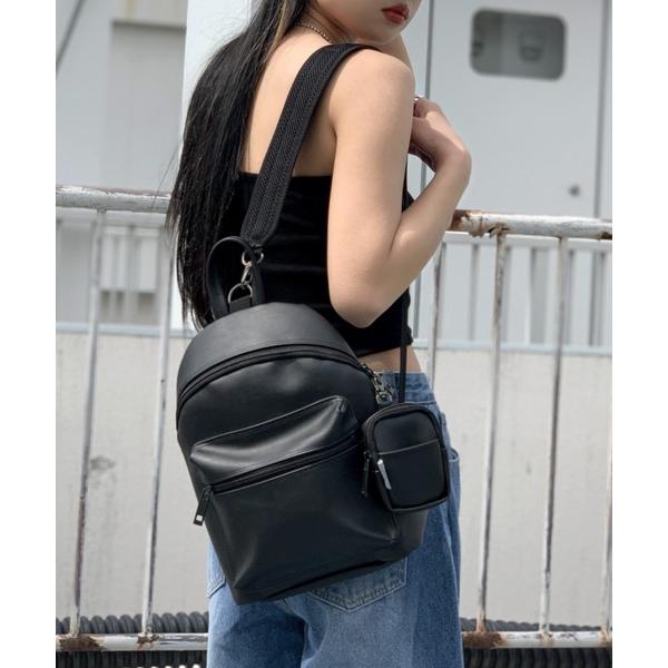 参考価格：5，060円発売時期：2022年06月コンディション：A（使用感なし）数回使用した程度で使用感が感じられないアイテム参考商品名：2way faux leather mini ruck sack with pouch / 2wayフ...