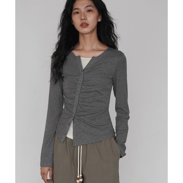 参考価格：9，980円発売時期：2025年09月コンディション：A（使用感なし）数回使用した程度で使用感が感じられないアイテム参考商品名：ツイストレイヤードトップス EM25a002【EIGHTHMONTH】参考品番：EM25a002【商品...