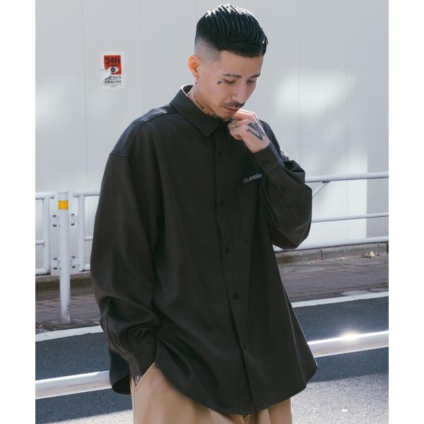 参考価格：9，900円発売時期：2024年02月コンディション：B（目立つ使用感なし）使用感が少ない、または気にならないアイテム全体的：色あせ首周り・袖：汚れ参考商品名：LOOSE SHIRT-THE BASE-参考品番：105-20583...