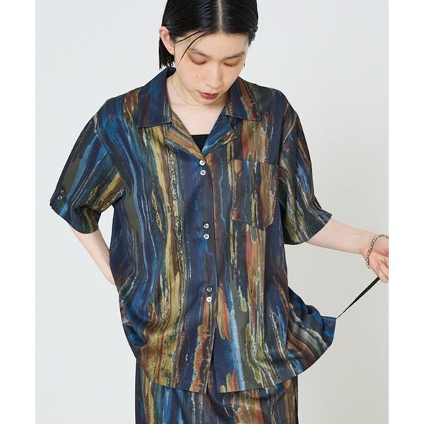ZOZO問い合わせ番号:104216619ショップ:Abahouse Devinette，アバハウス　ドゥヴィネットブランド:NOMINE，ノミネ商品名:【セットアップ対応】ペイント柄 開襟シャツカテゴリ:トップス>シャツ/ブラウスブ...
