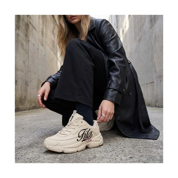 『タイムセール実施中』ZOZO問い合わせ番号:104217212ショップ:FILA，フィラブランド:FILA，フィラ商品名:RAYTONA SCRIPTカテゴリ:シューズ>スニーカーブランド品番:FM0101003260素材:合成皮革...