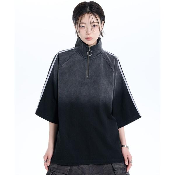 ZOZO問い合わせ番号:104223491ショップ:ADRER，アドラーブランド:ADRER，アドラー商品名:Over Size Line Sleeve Half-Zip Tee / オーバーサイズ ラインスリーブ ハーフジップTカテゴリ:...