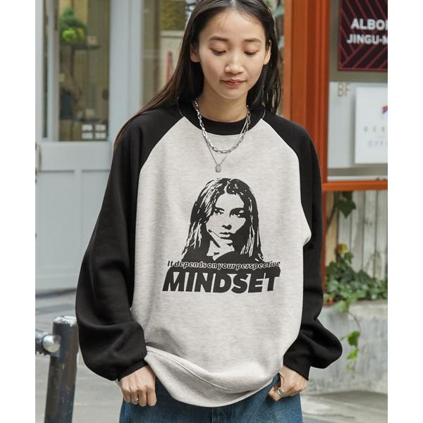 参考価格：3，300円発売時期：2023年12月コンディション：B（目立つ使用感なし）使用感が少ない、または気にならないアイテム全体的：汚れ、毛玉参考商品名：ガールプリントラグラン配色スウェット/MINDSET＆MOOD参考品番：ls465...