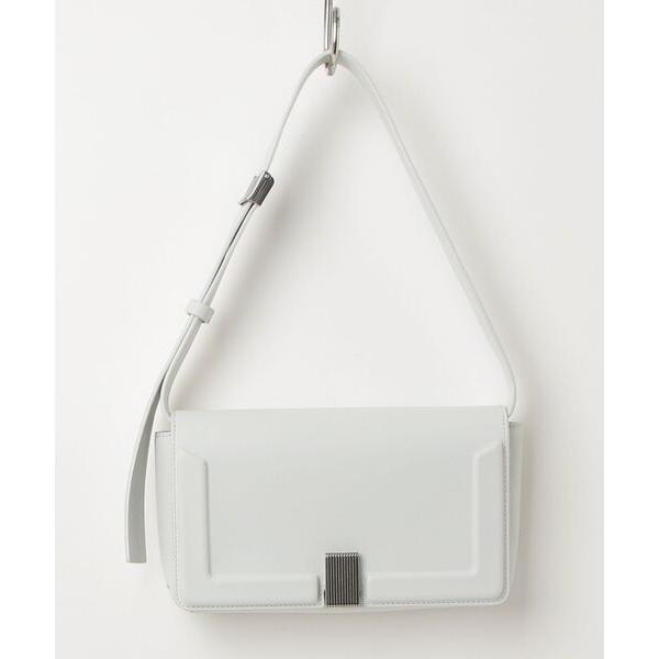 参考価格：8，899円発売時期：2021年09月コンディション：B（目立つ使用感なし）使用感が少ない、または気にならないアイテム留め具：汚れ、傷表面：汚れ参考商品名：エリスターンロック ショルダーバッグ / Elyse Turn-Lock ...