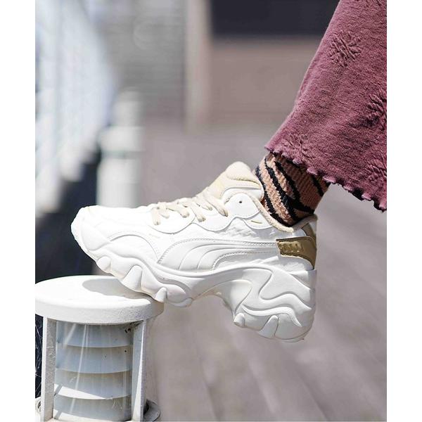 参考価格：16，500円発売時期：2023年11月コンディション：C（やや使用感あり）使用感があり、やや気になる傷や汚れがあるアイテムソール：汚れ、傷表面：履きジワ、型崩れ内側：汚れ参考商品名：PUMA/プーマ パルサー ウェッジ Wns ...