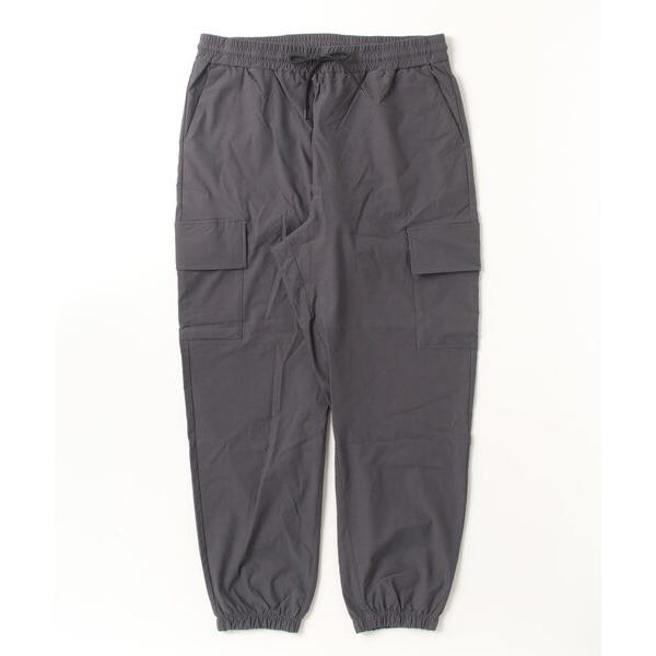 参考価格：12，100円発売時期：2024年11月コンディション：A（使用感なし）数回使用した程度で使用感が感じられないアイテム参考商品名：LIGHT PONTE CARGO JOGGER PANTS：ライトポンチ ジャージ素材 ワイドカー...