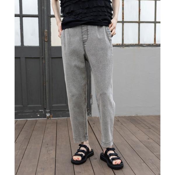 参考価格：5，001円発売時期：2025年01月コンディション：A（使用感なし）数回使用した程度で使用感が感じられないアイテム参考商品名：ストレッチテーパードパンツ2参考品番：230982【商品に関する注意事項】・こちらの商品画像は、実物で...