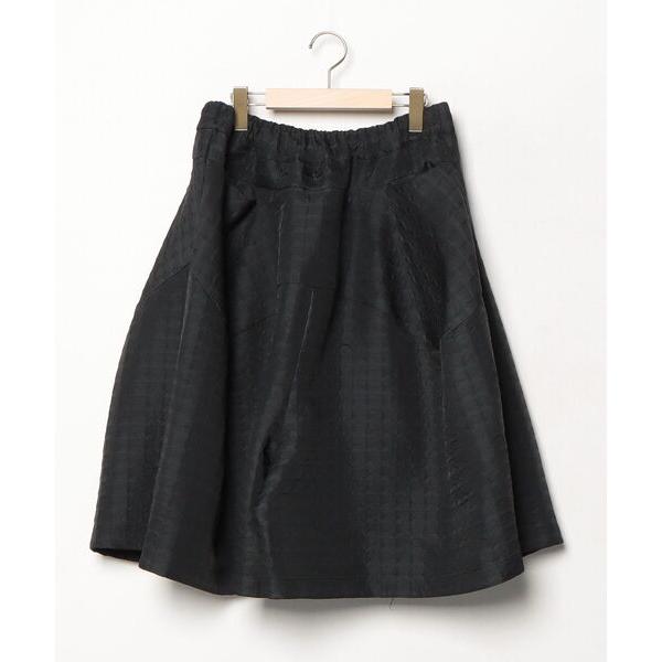 参考価格：6，490円発売時期：2021年11月コンディション：A（使用感なし）数回使用した程度で使用感が感じられないアイテム参考商品名：ジャガードボリュームパンツ参考品番：VLIZI1121001ZOZO問い合わせ番号:104288960...