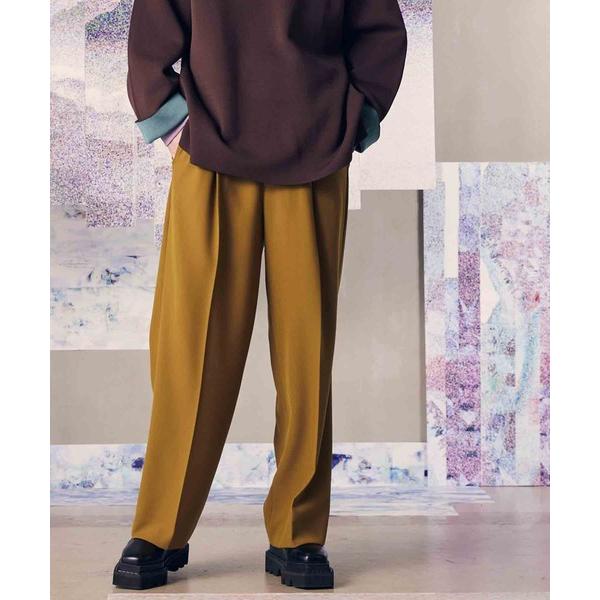 参考価格：15，400円発売時期：2023年08月コンディション：B（目立つ使用感なし）使用感が少ない、または気にならないアイテム全体的：型崩れ参考商品名：《UNISEX》Double-Cloth One-Tuck Wide Pants/ダ...