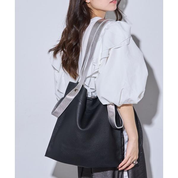 参考価格：14，960円発売時期：2023年03月コンディション：A（使用感なし）数回使用した程度で使用感が感じられないアイテム参考商品名：25AW 限定カラー追加【BEAURE】カウレザー 2デザイン ハンドル 薄マチ A4 トート B-...