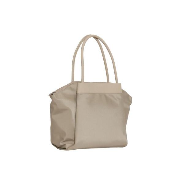 参考価格：22，000円発売時期：2025年07月コンディション：C（やや使用感あり）使用感があり、やや気になる傷や汚れがあるアイテム全体的：汚れ、保管上のにおいがします。参考商品名：[カンペール] PRACTICO トートバッグ参考品番：...