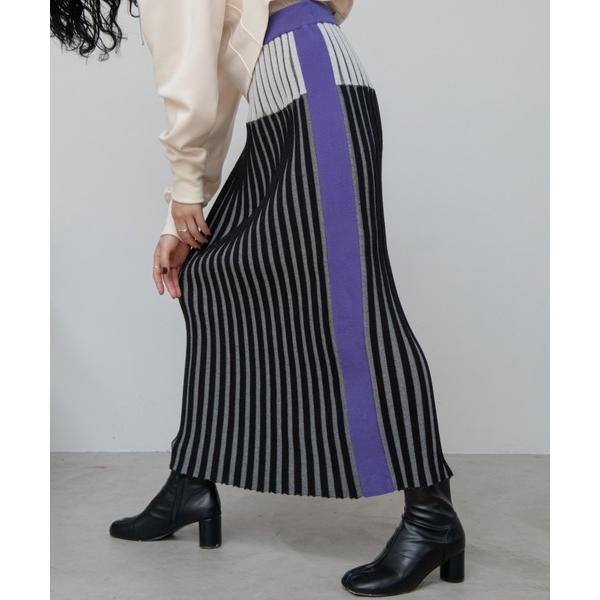 参考価格：5，500円発売時期：2023年09月コンディション：A（使用感なし）数回使用した程度で使用感が感じられないアイテム参考商品名：プレーティング配色リブニットスカート参考品番：VCIZI0923011【商品に関する注意事項】・こちら...