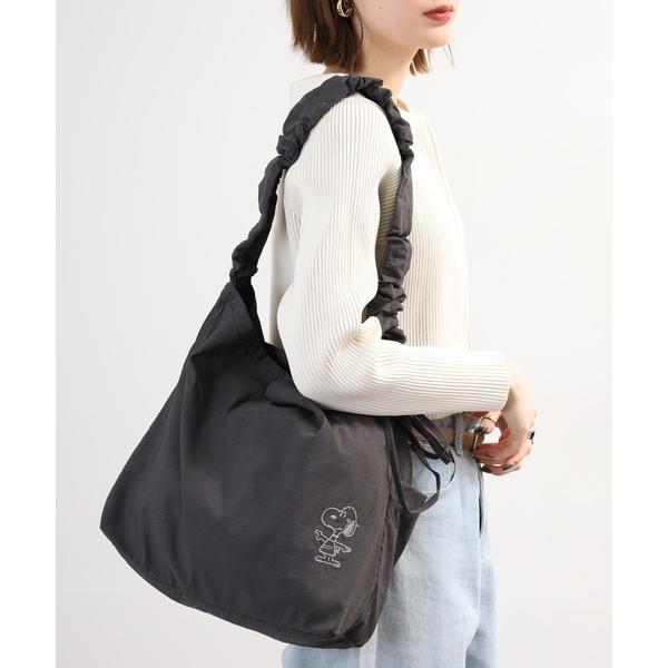 ZOZO問い合わせ番号:104366462ショップ:FUNALIVE，ファンアライブブランド:SNOOPY，スヌーピー，FUNALIVE，ファンアライブ商品名:SNOOPY スヌーピー ショルダーバッグ くしゅくしゅカテゴリ:バッグ>...