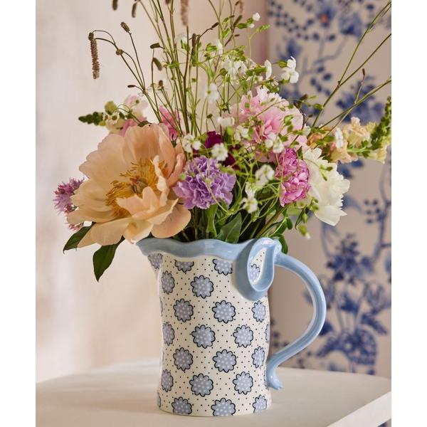 ZOZO問い合わせ番号:104366665ショップ:Cath Kidston，キャス キッドソンブランド:Cath Kidston，キャスキッドソン商品名:ブルー ボウ ジャグ フラワーベース Posey spotカテゴリ:インテリア&gt...