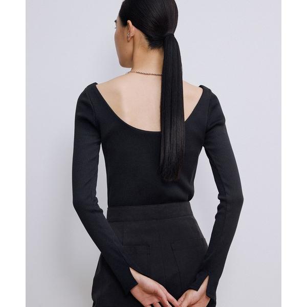 参考価格：13，200円発売時期：2024年09月コンディション：A（使用感なし）数回使用した程度で使用感が感じられないアイテム参考商品名：カップ付きTシャツ　バックオープン　10分袖参考品番：JCW547-12000【商品に関する注意事項...