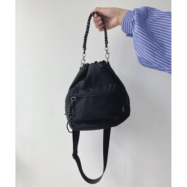 参考価格：4，290円発売時期：2024年02月コンディション：B（目立つ使用感なし）使用感が少ない、または気にならないアイテム表面：汚れ参考商品名：巾着ミリタリーショルダーバッグ参考品番：ZT1112-5， ZT1112-4【商品に関する...