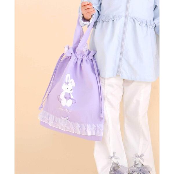 ZOZO問い合わせ番号:104406733ショップ:BEBE ONLINE STORE，ベベ オンラインストアブランド:SLAP SLIP，スラップスリップ商品名:恐竜はたらくくるまウサギフリルリボン総柄お着替えバッグカテゴリ:バッグ&gt...